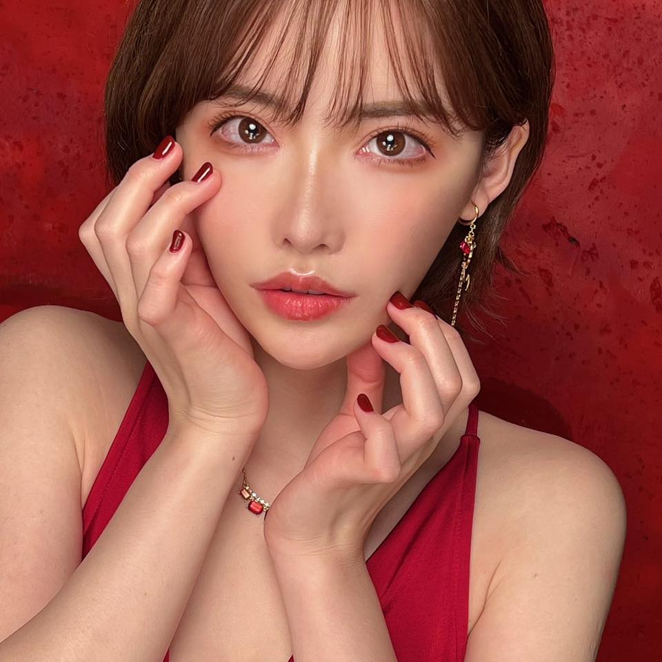 Người đẹp Eimi Fukada Đóng Phim Dạng Này Không Dễ Tí Nào Chất Lượng Bây Giờ Hơn Trước Rất Nhiều
